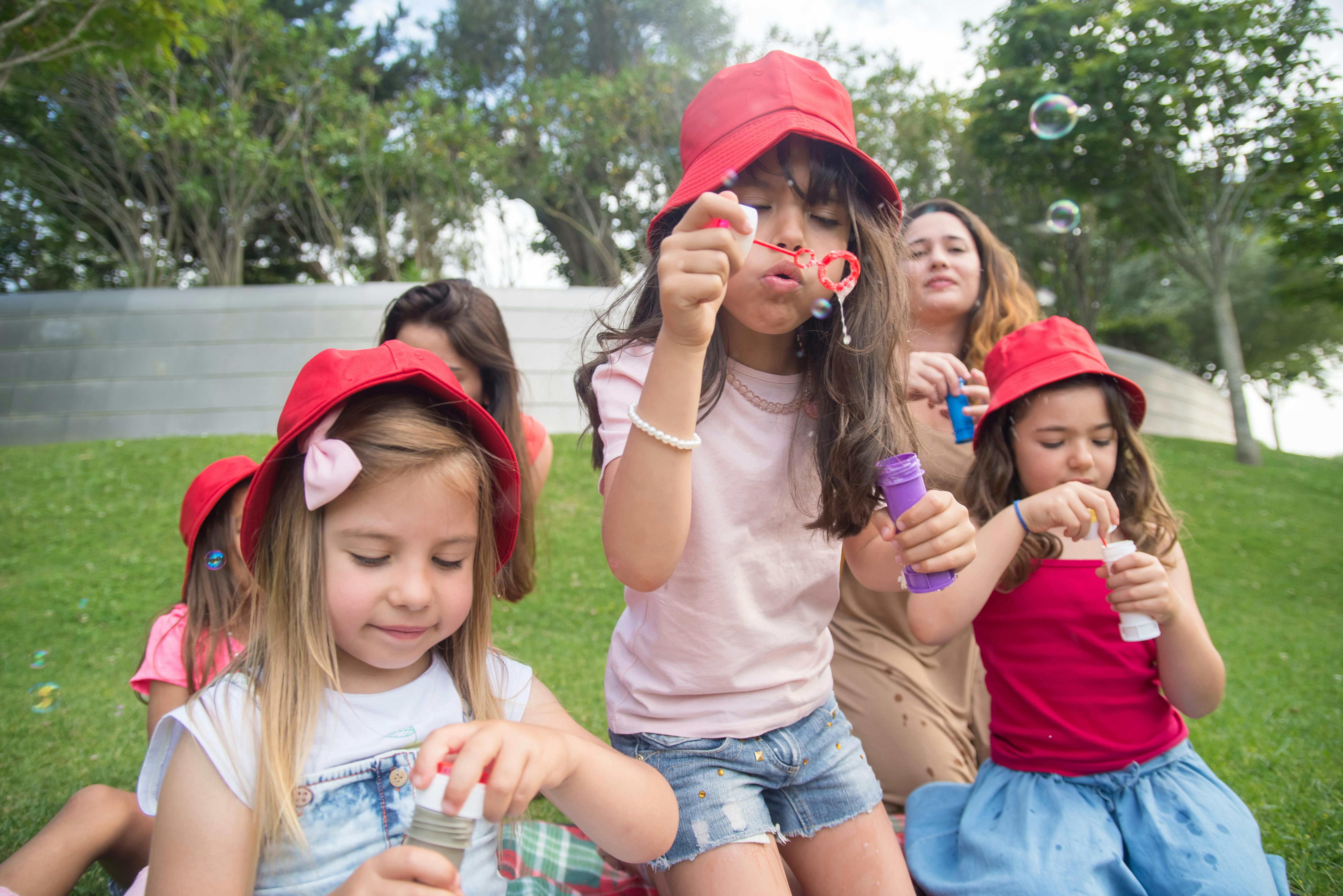 7 Creative Outdoor Activities for Child Care Centers This Summer